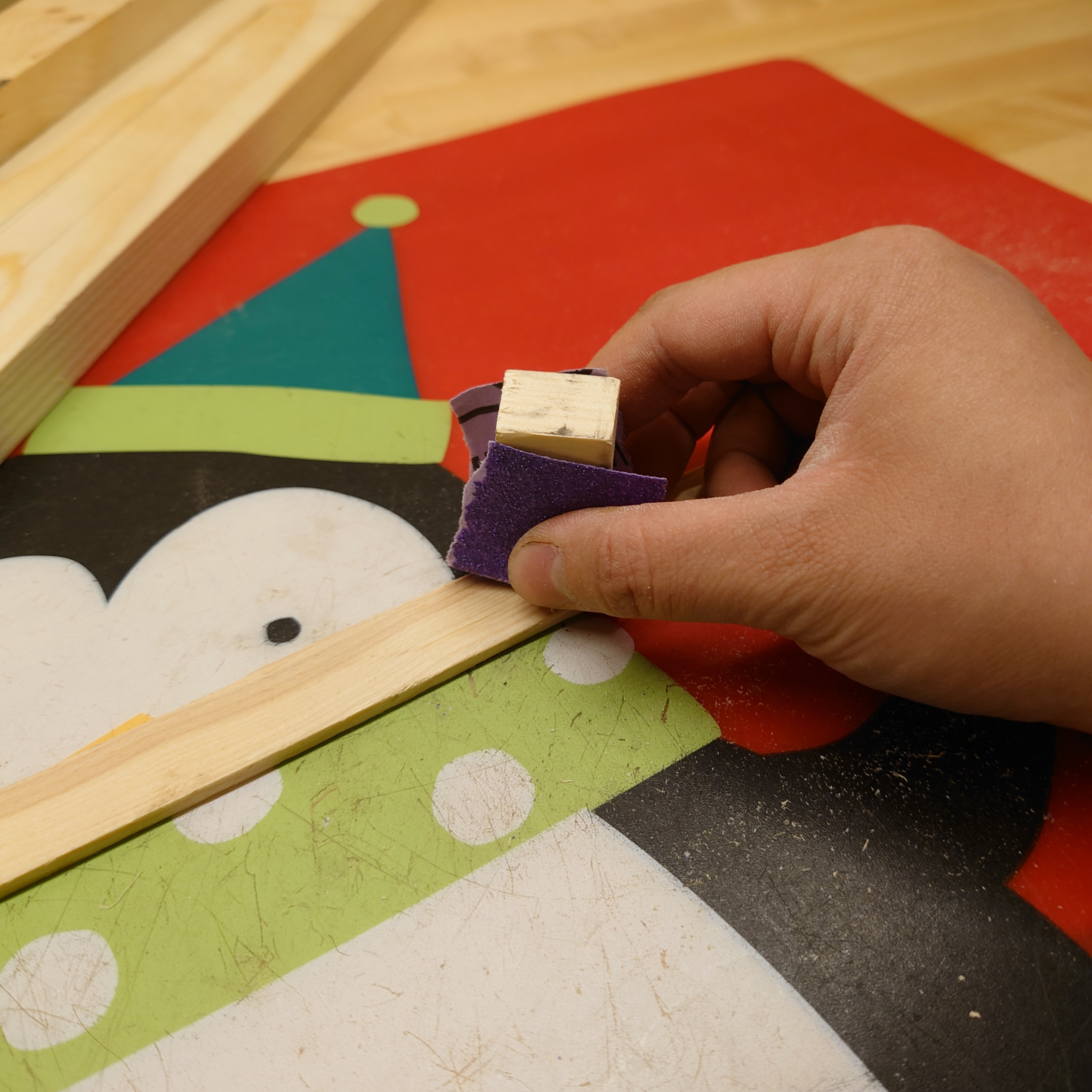 DIY: Bed Rail Table – Stuff!