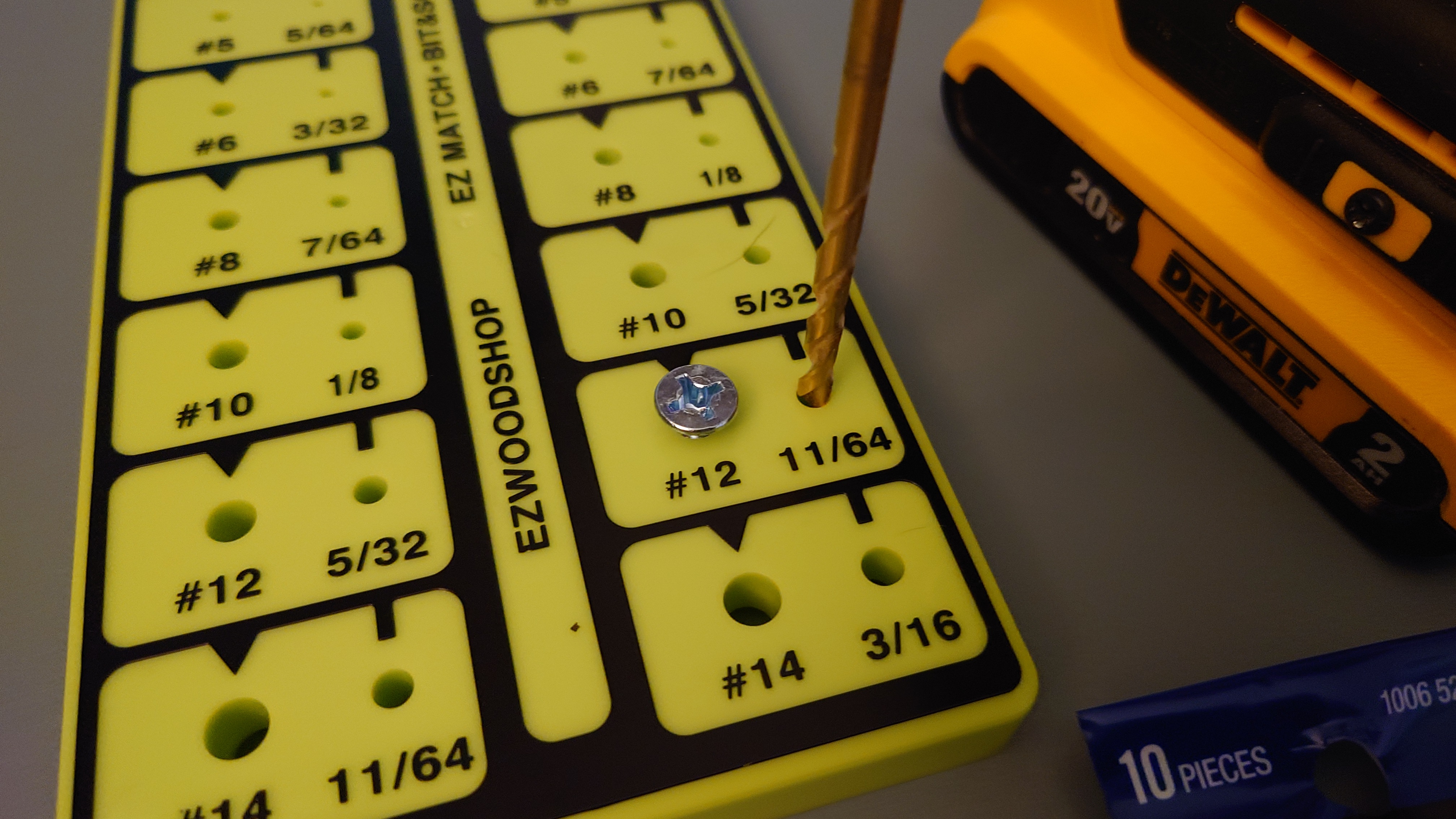 DIY: Attaching a Folding Table to an Existing Bookshelf – Stuff!