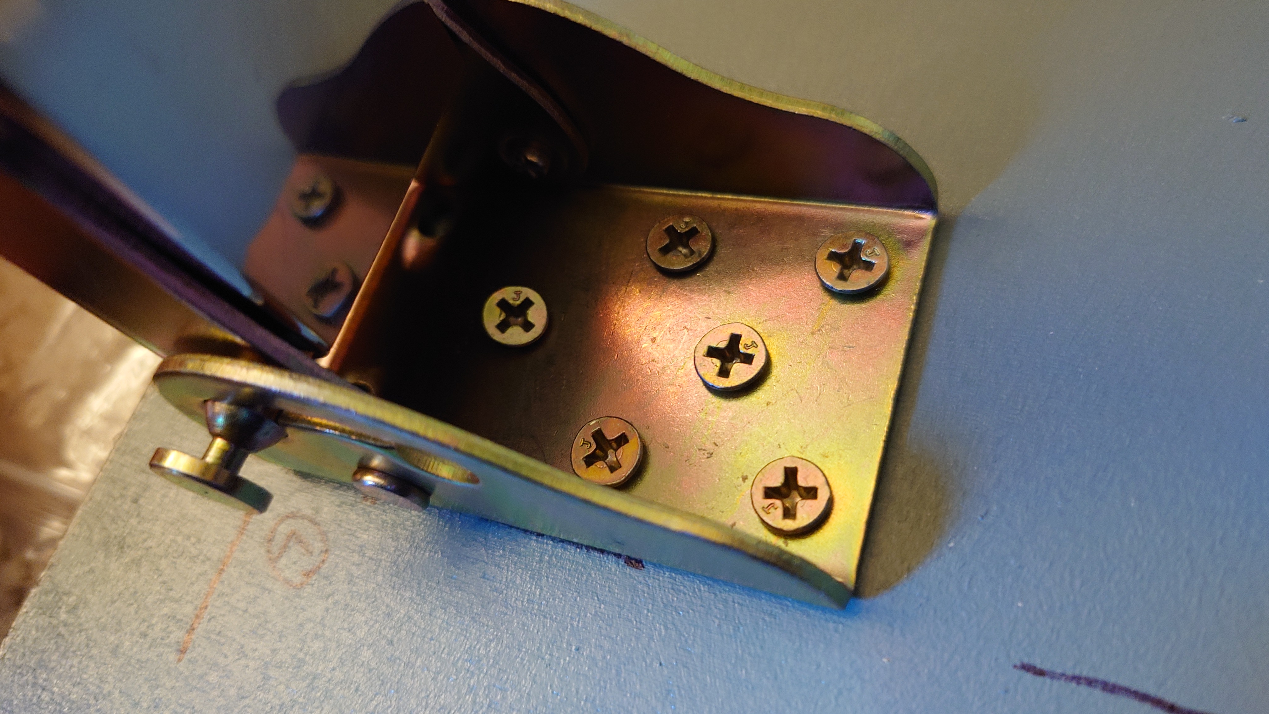 DIY: Attaching a Folding Table to an Existing Bookshelf – Stuff!